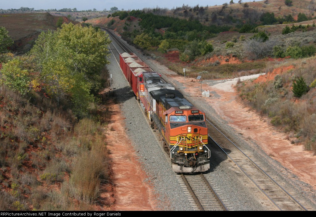 BNSF 4400